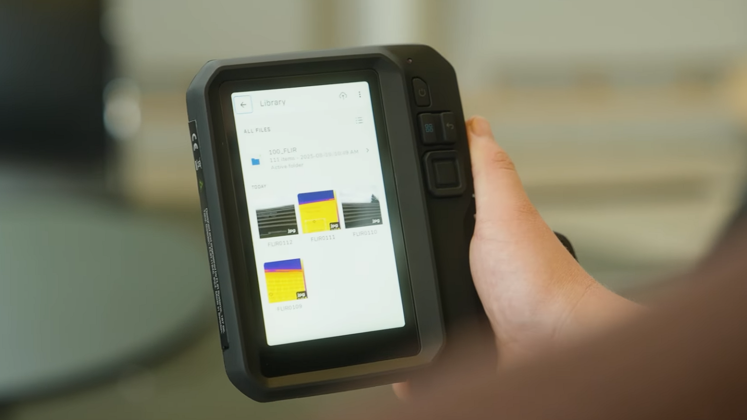 FLIR i64 - THERMOSCAN CO., LTD.